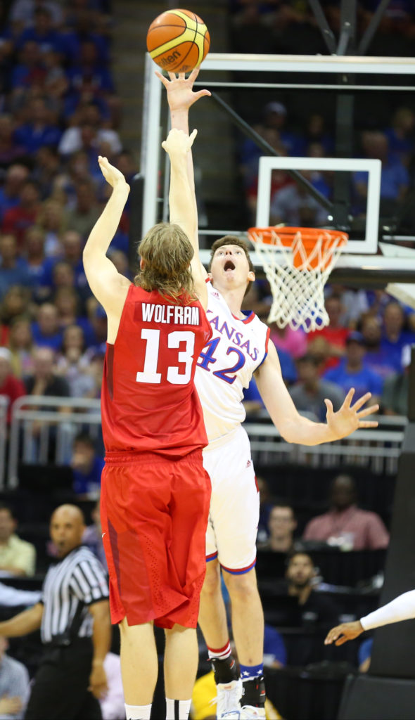 Mickelson provides KU with energy | News, Sports, Jobs - Lawrence ...